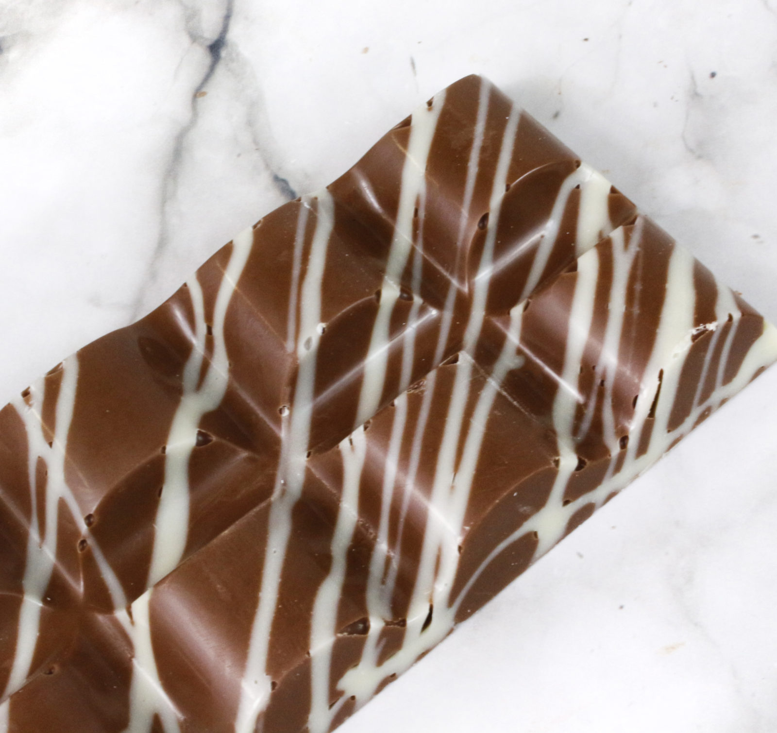 Milk Chocolate Drizzle Mini Bar The Cambrdge Confectionery Company